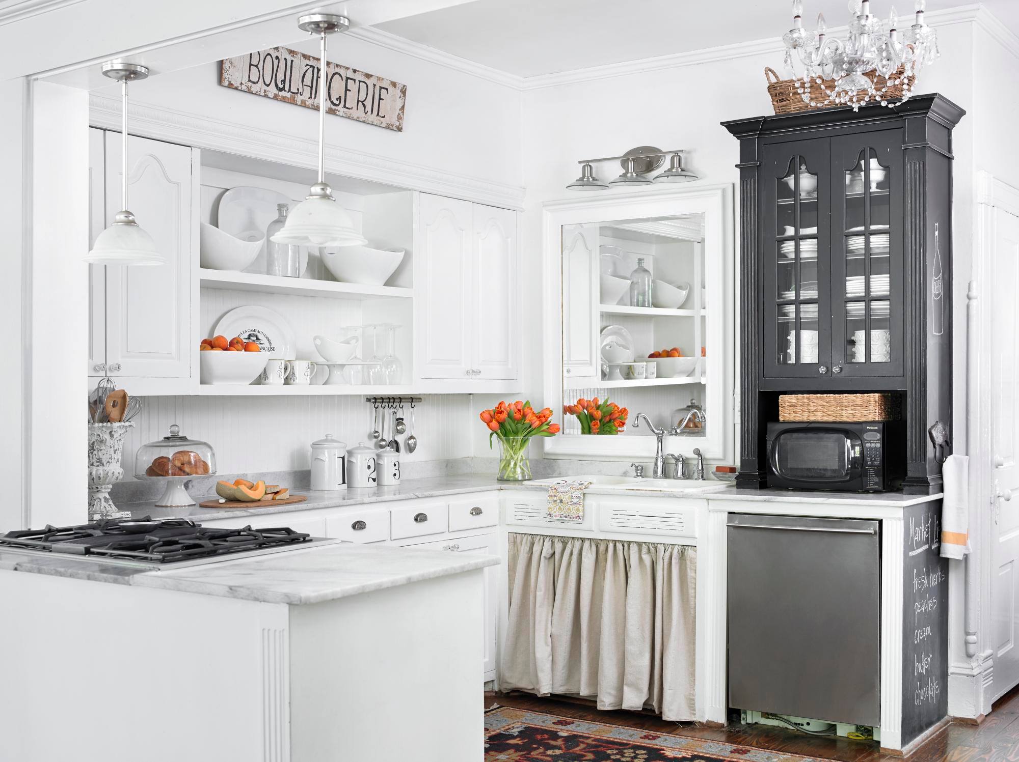 20 Small White Kitchen Ideas That Will Brighten up Even The Smallest of ...